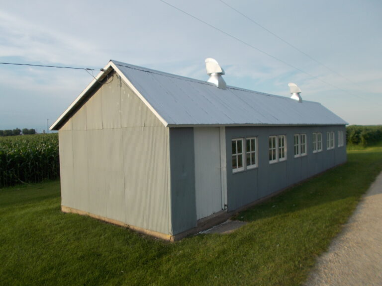 Kaufmann Painting | Metal Siding / Building Restoration
